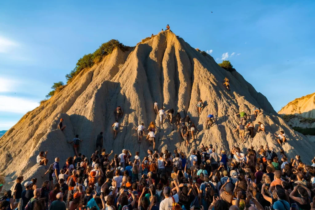 La Luna e i Calanchi – Festival della Paesologia 2025 ad Aliano ...